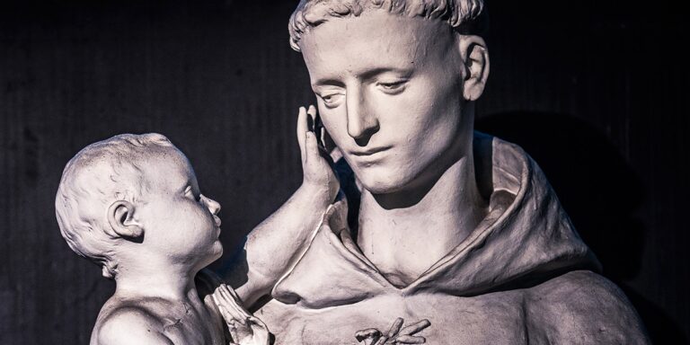 Why St. Anthony Holds the Child Jesus | Franciscan Media