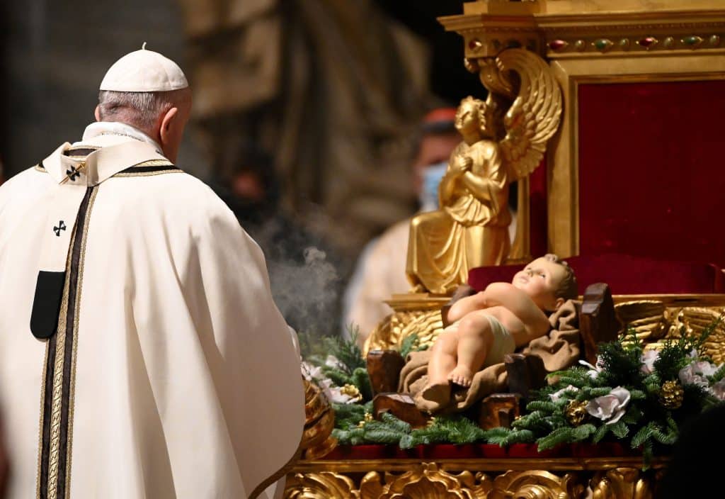 Pope at Christmas: Jesus’ birth brings hope in troubling times ...