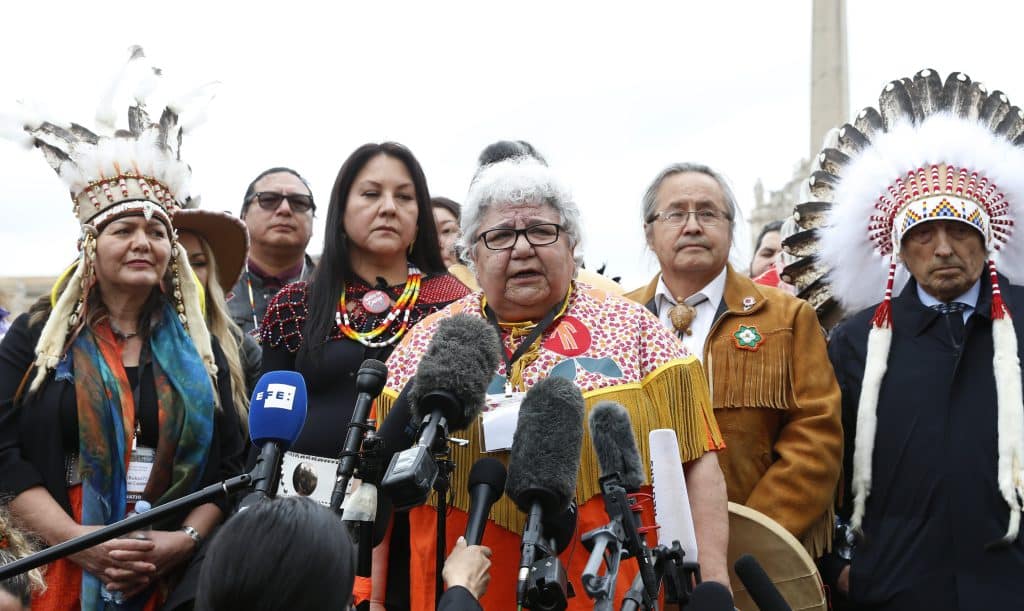 Canadian bishops vow to follow pope’s example with Indigenous ...