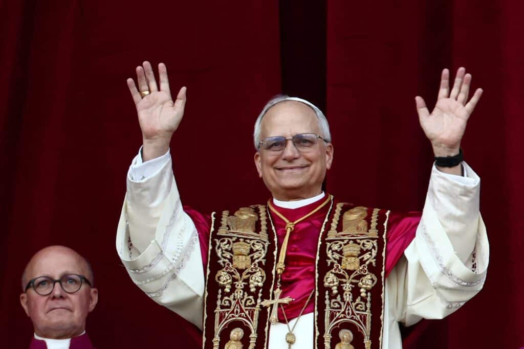 Chicago native Cardinal Prevost elected pope, takes name Leo XIV ...